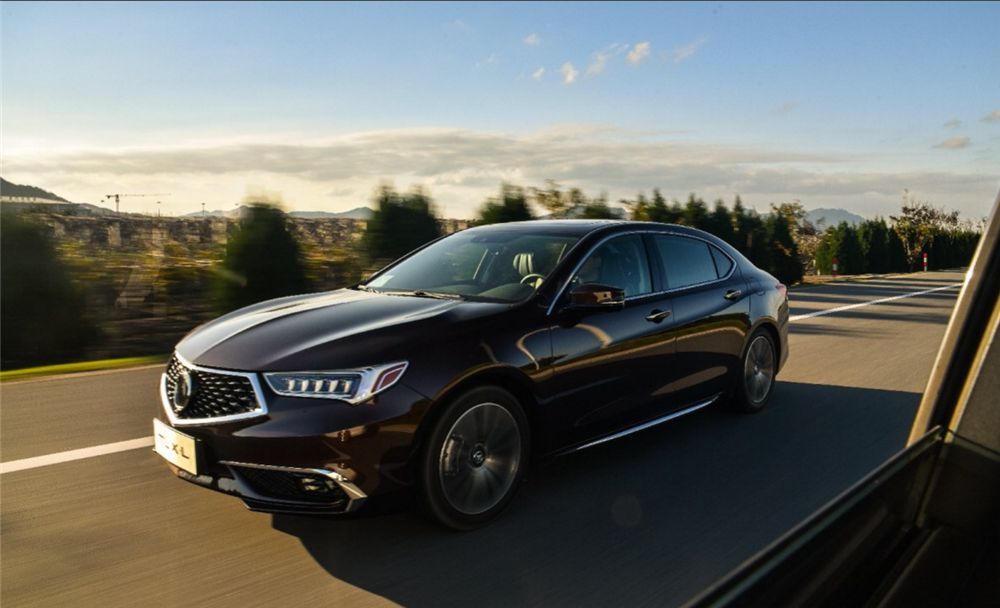 轴距达2900mm！这款豪华车的入门价格不到28万