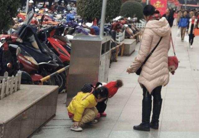 关于女孩的隐私,幼儿园老师也没法说的事,妈妈一定要重视孩子老师幼儿园新浪新闻