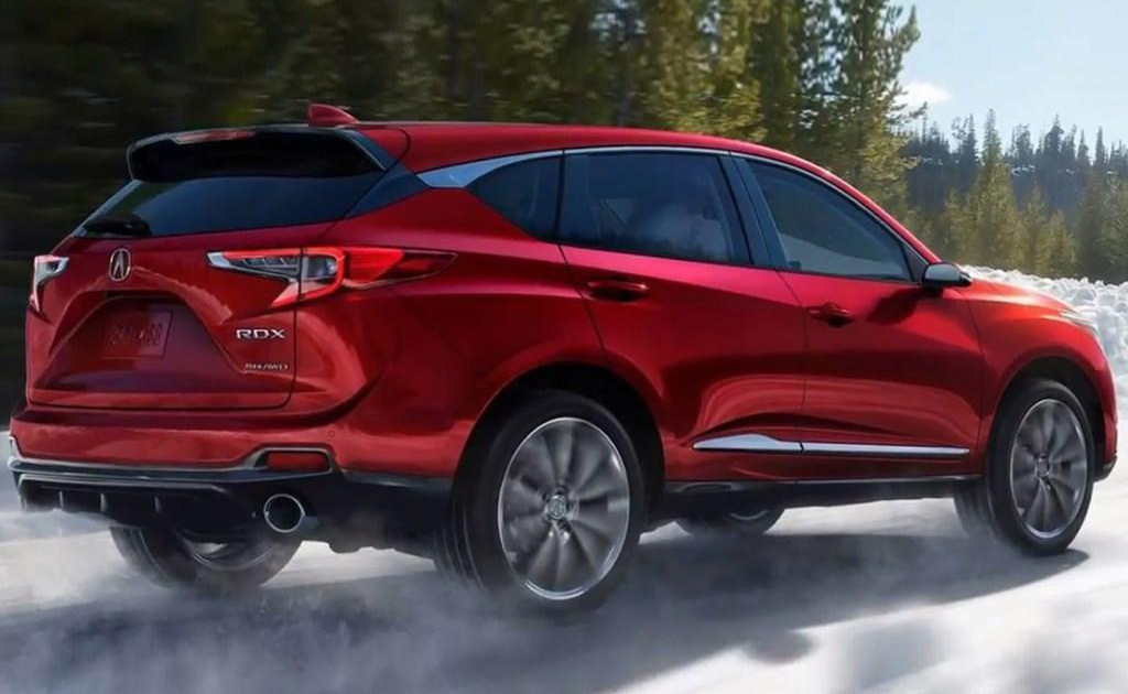 家族“钻石脸”配运动套件，2.0T+10AT美式轿跑SUV年底国产！