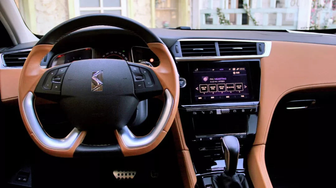 新DS6开启智能化大跃进，法式科技浪漫主义还是需要大声喊出来的
