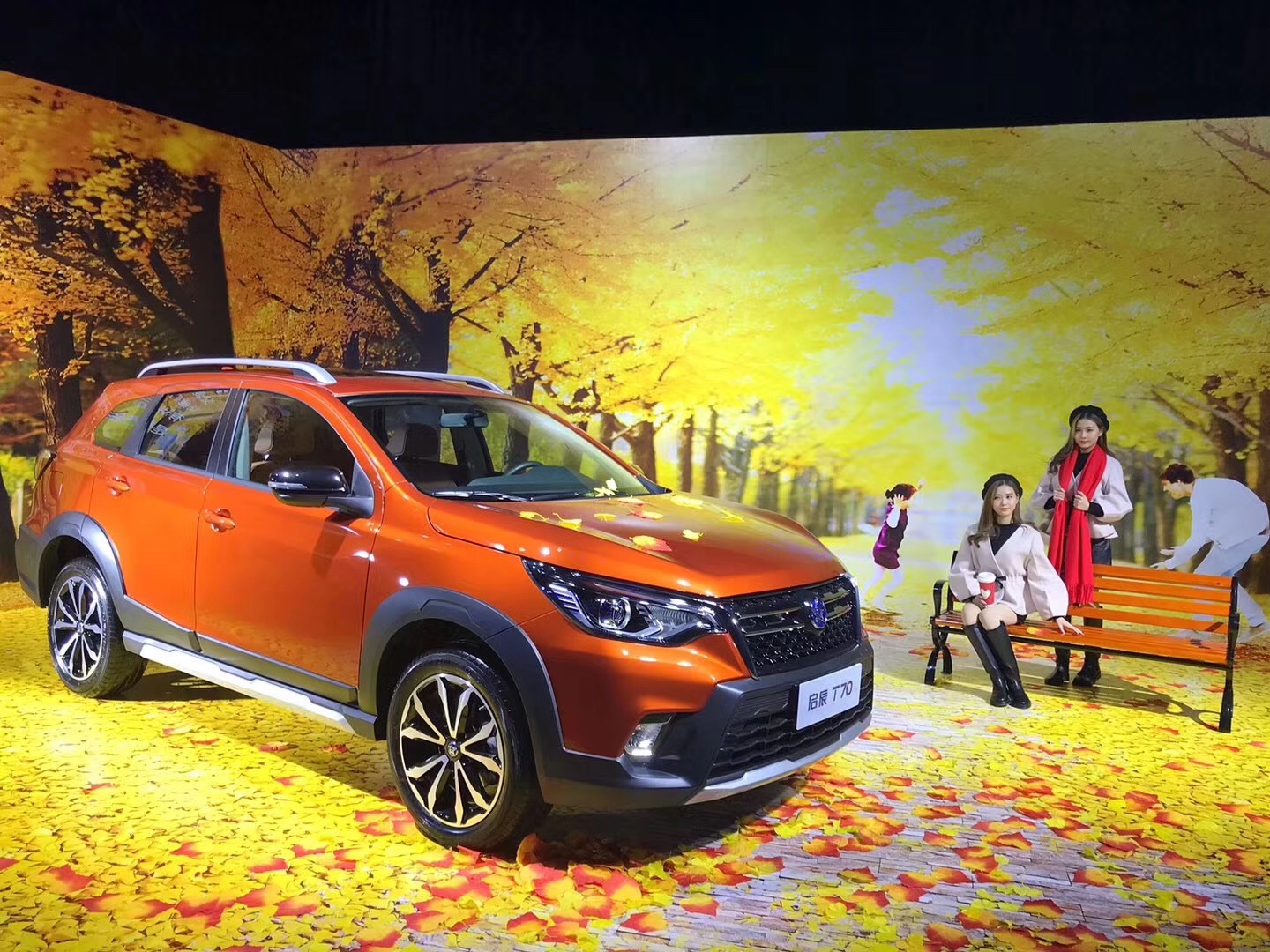 售价8.98-12.78万元 东风启辰新款T70上市