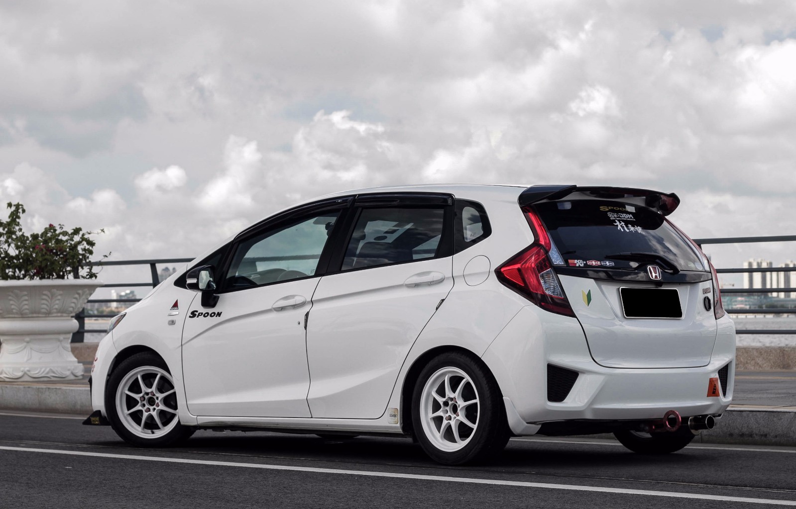 手波加涡轮才是本田超跑！飞度GK5暴力改装案例