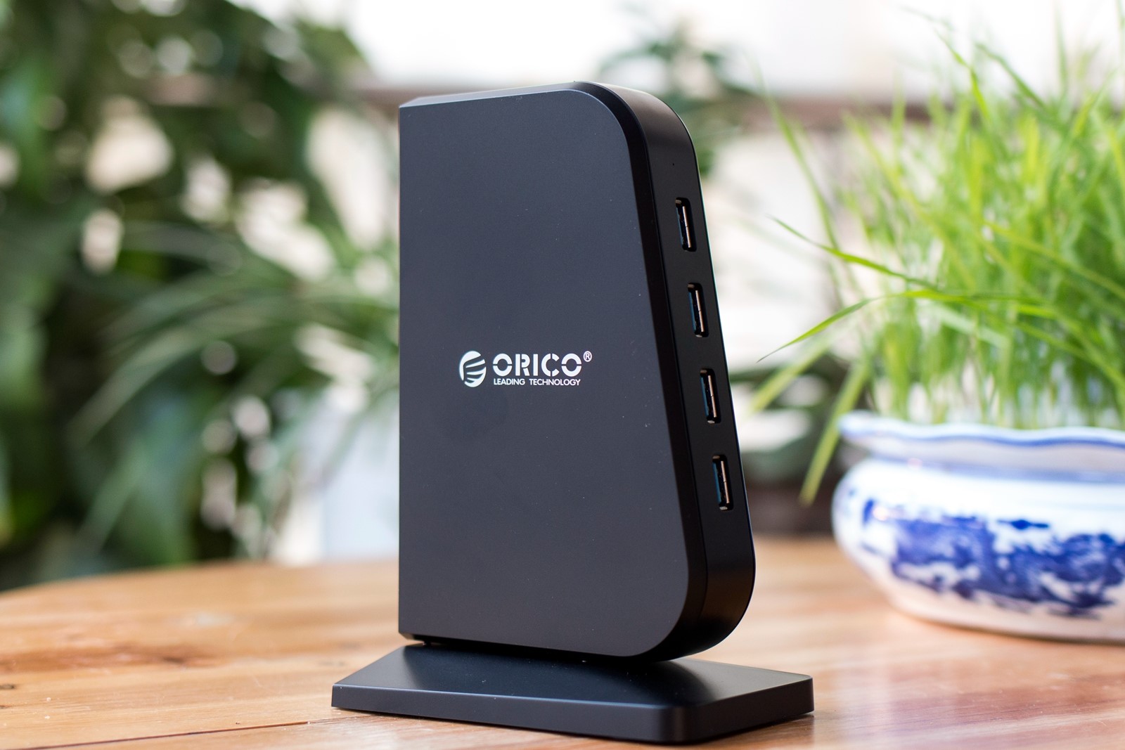 突破常规，让USB更强大——ORICO BC1.2快充立式集线器