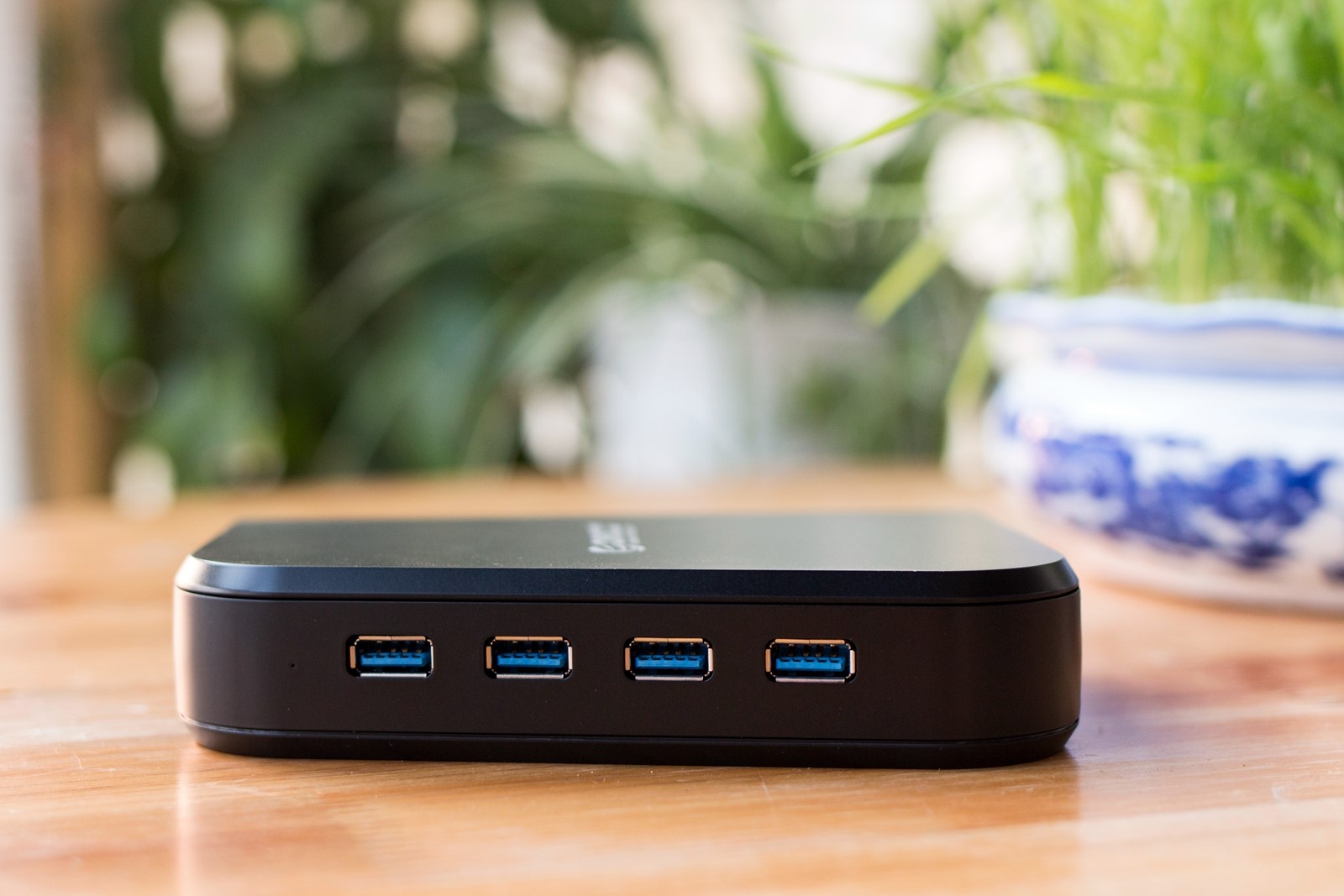 突破常规，让USB更强大——ORICO BC1.2快充立式集线器