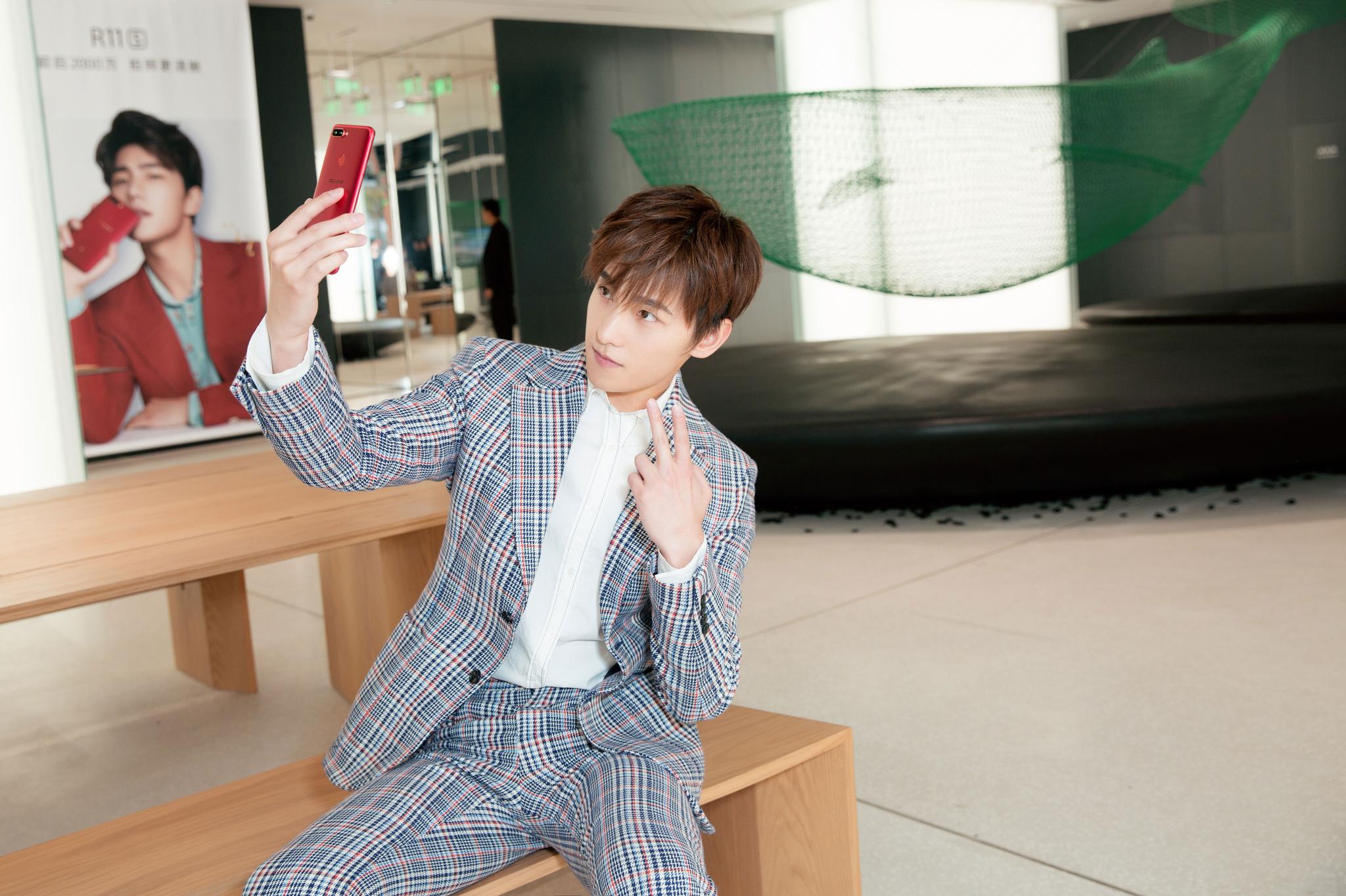 R11s新年版首发上海超级旗舰店，OPPO开启品牌升级新时代