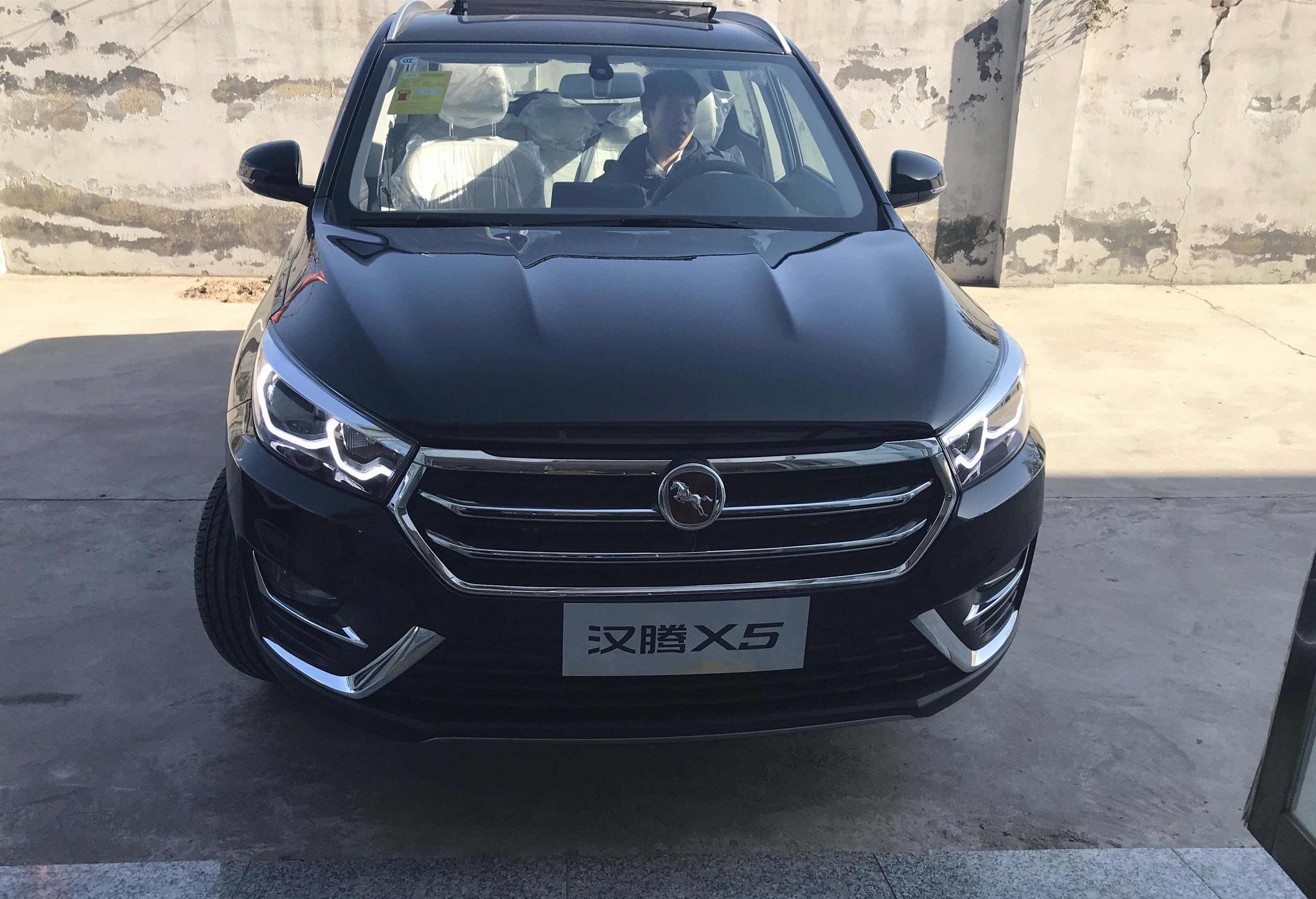 国产“X5”火爆来袭！内饰堪比宝马，起售不到6万，还买啥帝豪GS