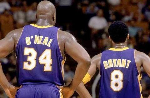 回顾经典：2001年，NBA，76人VS湖人艾弗森巅峰之战（含录像）|湖人|NBA|76人_新浪新闻
