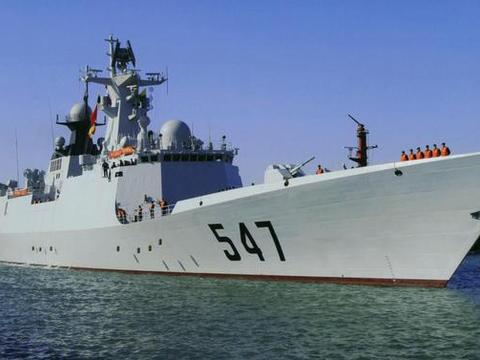 054A型护卫舰有多厉害呢？军舰上的导弹就可以同时打击32个目标|导弹|军舰|雷达_新浪新闻