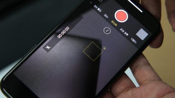 OLED屏幕烙印测试比拼: iPhone X完胜Note8