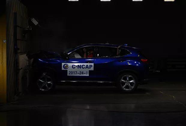 国内碰撞测试日系豪车垫底, 你还觉得日系安全吗?