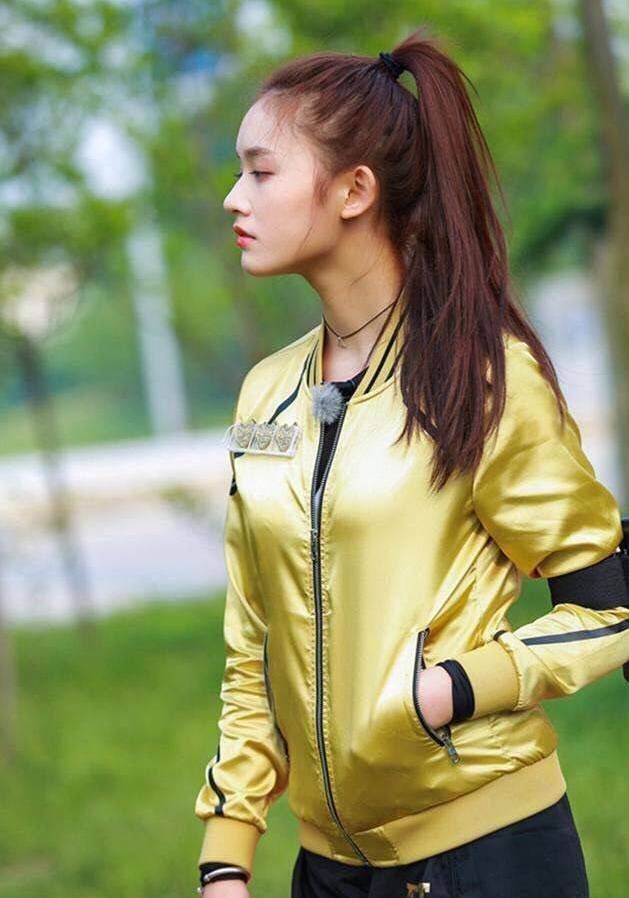 林允微博罕见发飙,不满被吐槽发际线高,霸气回怼公举气十足