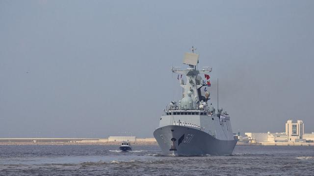 中国海军猛下饺子后，竟然一不小心就拥有这么多盾舰和坑位？