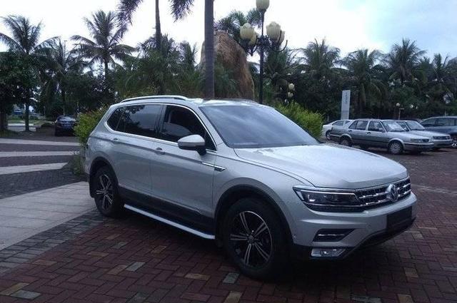 高个90后女孩情独SUV，果提途观L1.8T旗舰版