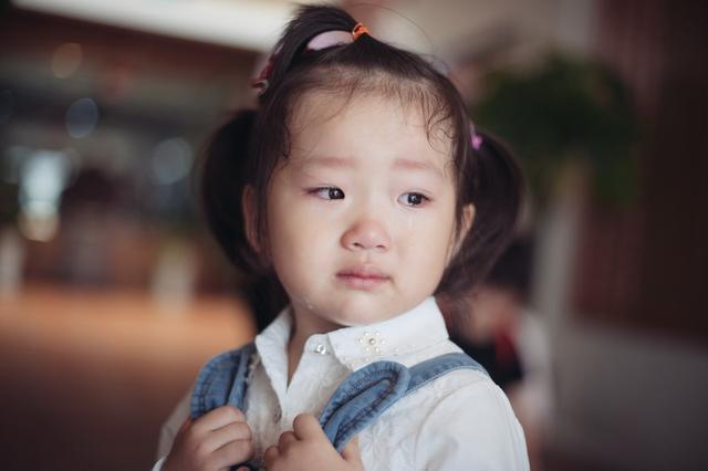 宝宝第一天上幼儿园,急哭了各个妈妈们 幼儿园 宝宝 孩子 新浪新闻
