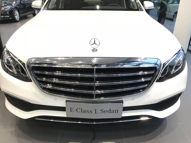 小试奔驰E级：颜值高没优惠 后驱E200L落地50万不如上3.0四驱A6L