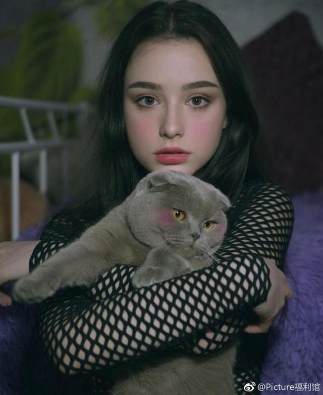 99年俄罗斯女孩 Dasha Taran ,让我很难相信有这么美的人 美的 俄罗斯 女孩 新浪新闻