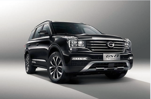 买广汽传祺GS8，四驱好还是两驱好呢？