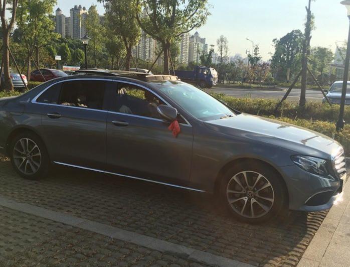 湖南小伙花55万买辆奔驰E300L, 车主感叹外观像S级迈巴赫