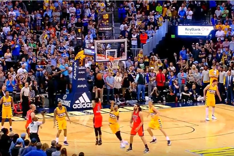 震撼到泪奔：回顾2017NBA十大绝杀球，第一位你来选！|快船|雷霆|领先_新浪新闻