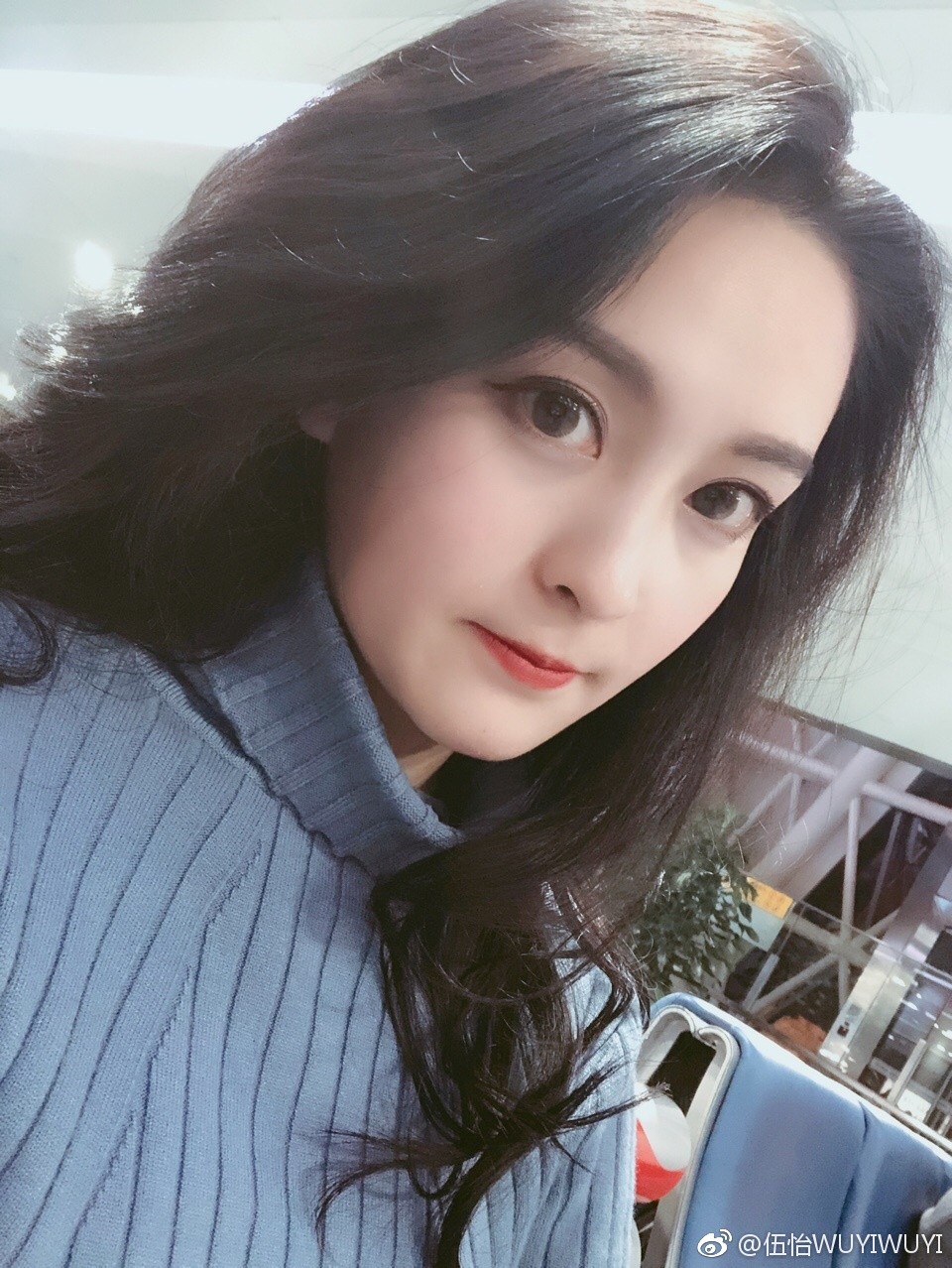 校花日记 伍怡 来自四川大学 身高172 体重48kg 美腿特别特别长|伍怡|四川大学|校花_新浪新闻