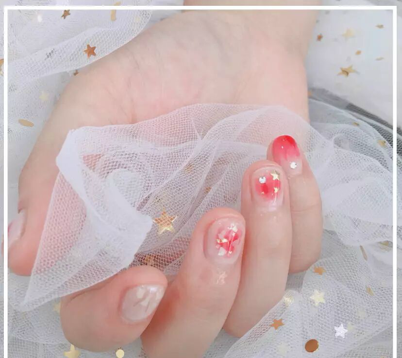 指甲形状的不同,是打造美甲整体效果的第一要素 指甲 甲床 形状 新浪新闻