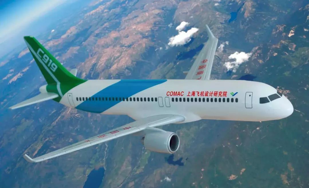 200吨压在C919机翼上 尖端高高翘起3米 飞机安然无恙