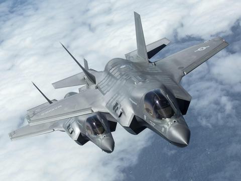 采购48架F35隐形战机耗资91亿英镑 另外90架让这国精英摇摆不定|战机|国防部|隐形战机_新浪新闻