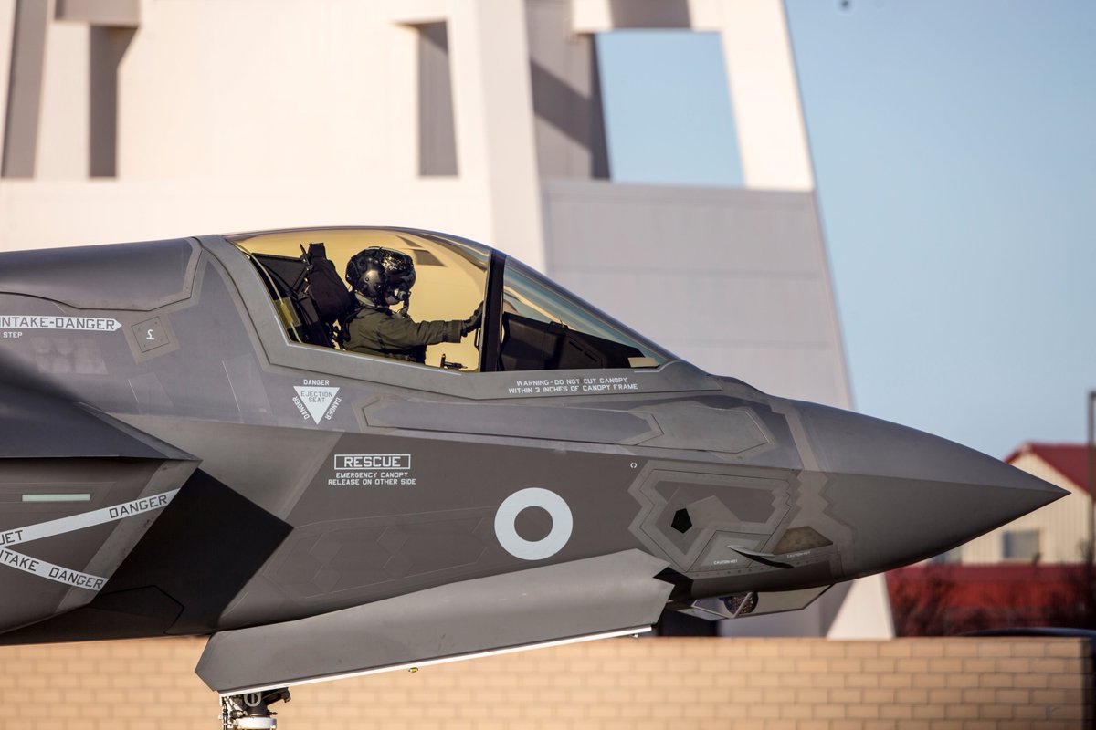 采购48架F35隐形战机耗资91亿英镑 另外90架让这国精英摇摆不定|战机|国防部|隐形战机_新浪新闻