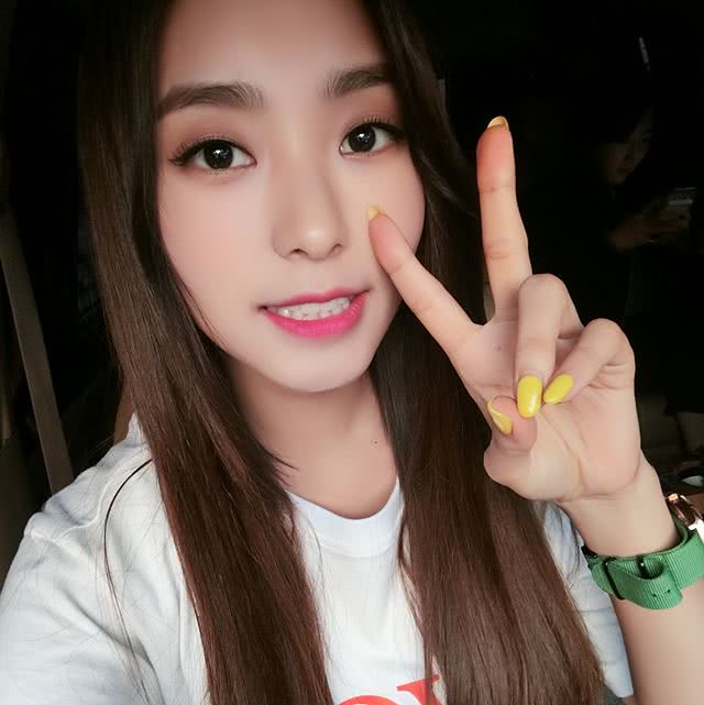 别再迷信一白遮三丑了!5位小麦肌韩国女星画对妆一样美翻天啊!