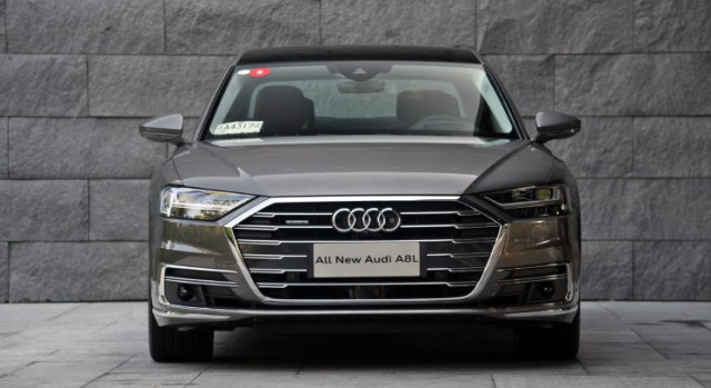 将科技玩到极致，全新一代奥迪A8L，能否挑战奔驰S的霸主地位？