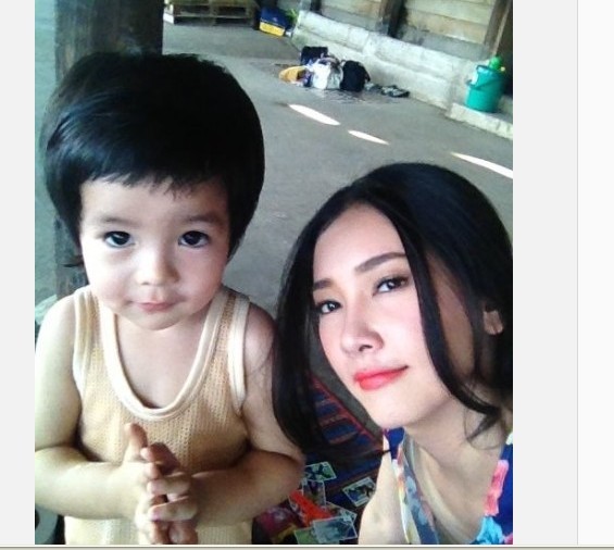 这些泰剧女神原来已经拍了二十多年戏了，Noon、Aump颜值如少女