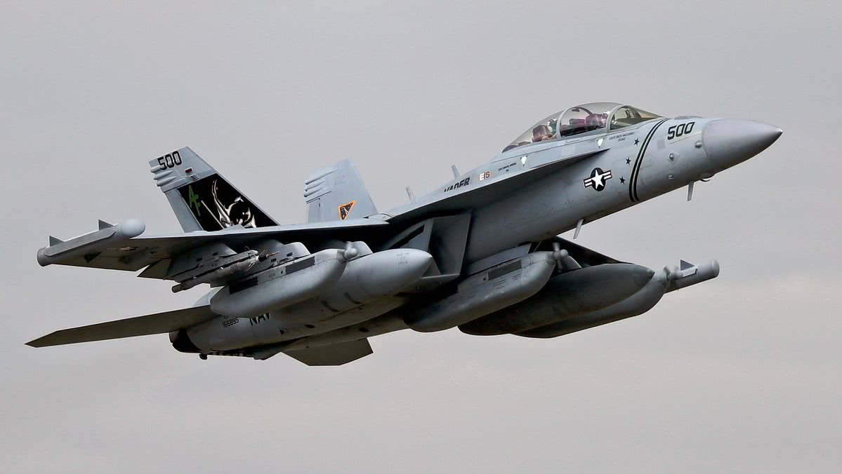 33.33％的EA-18G咆哮者部署在我周边 无声战场没有硝烟的对抗|电子|空军|中队_新浪新闻