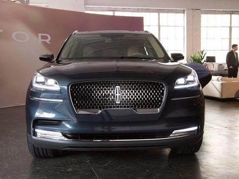 首款国产大型豪华SUV，3.0T配10AT，或50万起售，还买啥宝马X5-新浪汽车