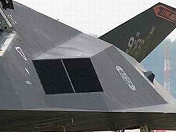 F117：战绩显著，却沦为“失败者”行列被迫退役的隐形战机