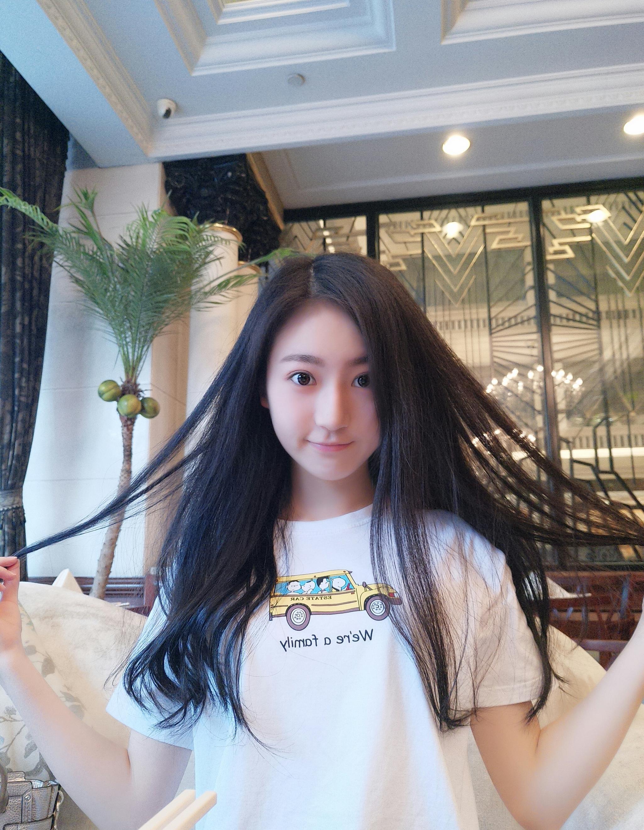 漂亮又性感还接地气的美女校花 寇函嘉 艺考生 身高167cm 体重44kg 爱|艺考生|校花|接地气_新浪新闻