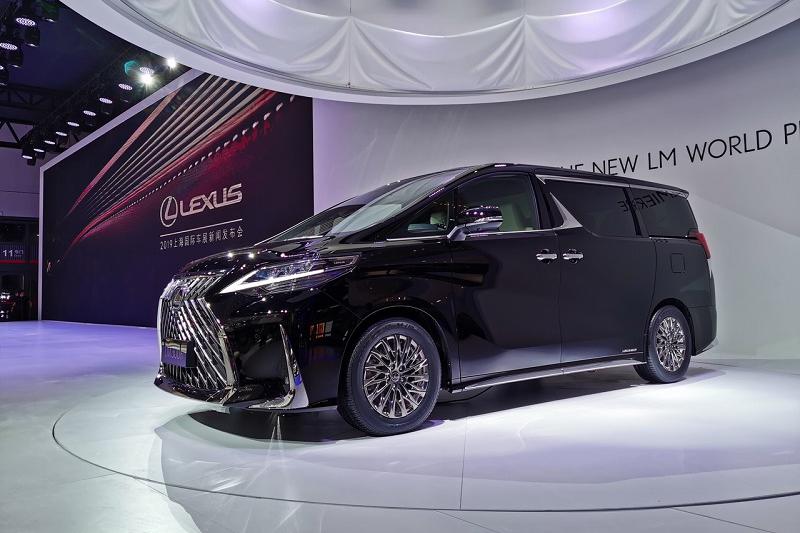 全新旗舰MPV 雷克萨斯LM300h售116.6万元起 将于2月24日上市-新浪汽车
