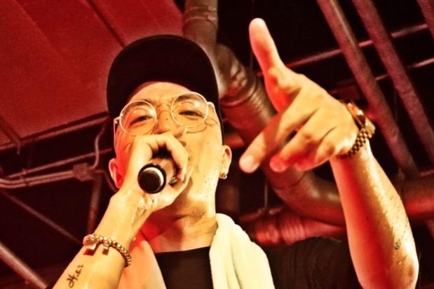 嘻哈歌手JonyJ官宣当爹，女儿太会生，以后四年过一次生日|嘻哈|生日|小妹妹_新浪新闻