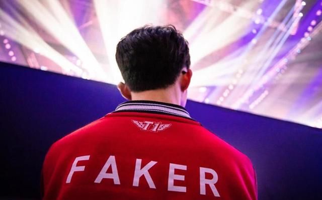 LOL：S9结束后，只因Faker有这个坏习惯，SKT队员全部离他而去
