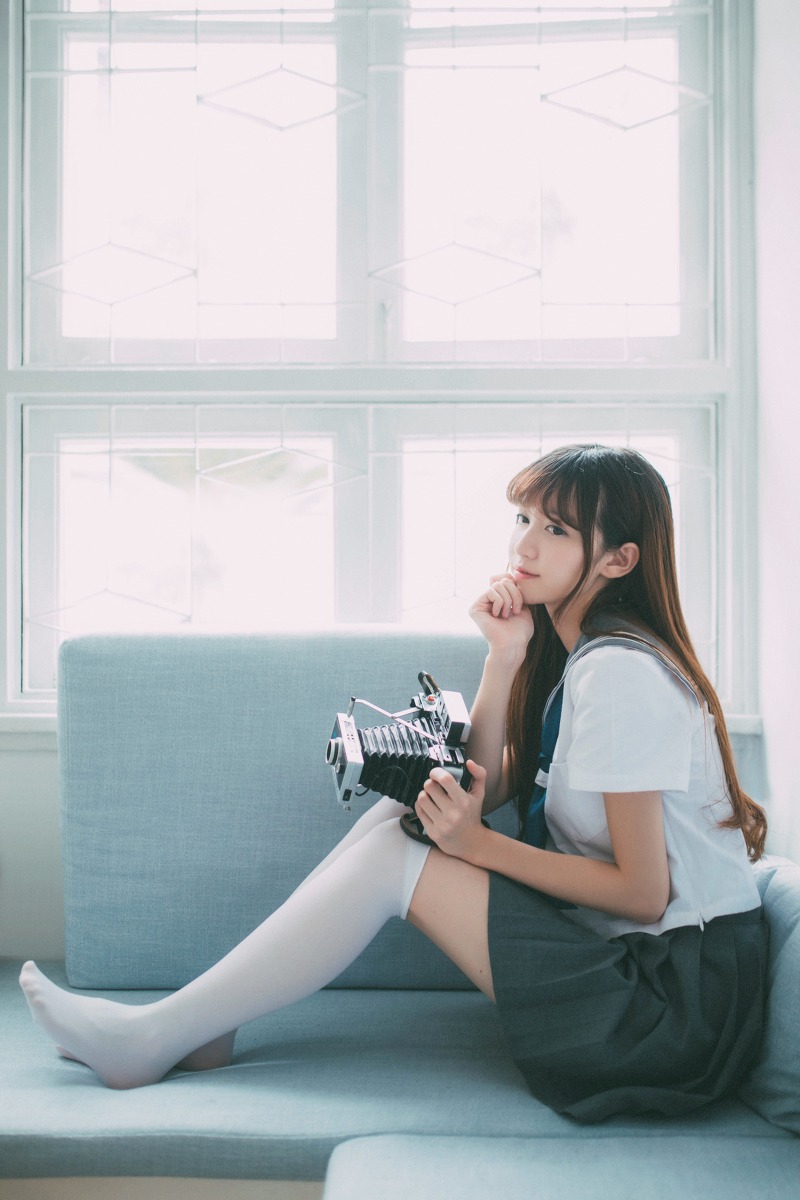 学生装素颜清纯刘海白丝袜美女学生装丝袜刘海新浪新闻