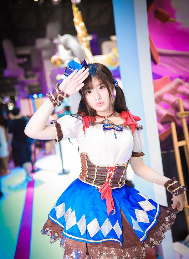 龙之谷China Joy主题日，你们最喜欢哪个coser|龙之谷|小姐姐|主题_新浪新闻