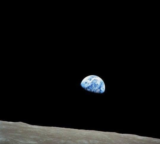 Nasa发布最新照片,从火星上看地球和月亮!