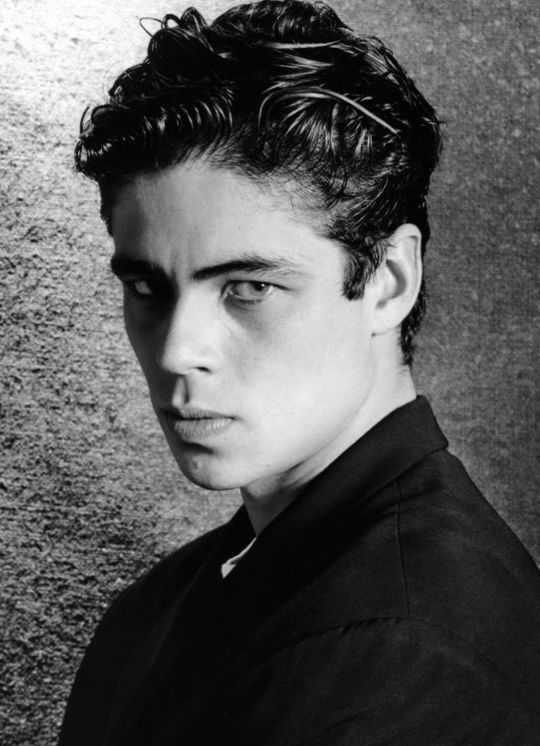 15张图里只有2张是布拉德皮特，其余的是和皮特酷似的另一位影帝|布拉德皮特|图里|影帝_新浪新闻