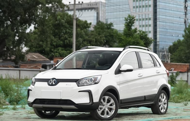 比亚迪e2对比北汽EC5，谁才是10-12万纯电SUV中“最能打的”？