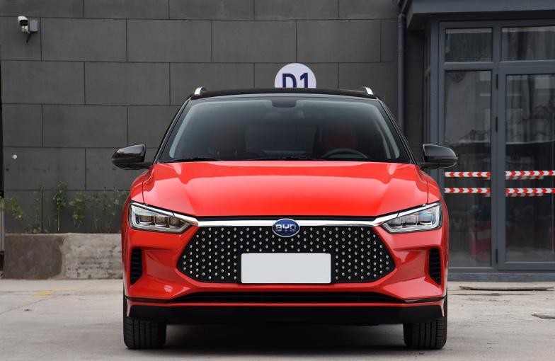 比亚迪e2对比北汽EC5，谁才是10-12万纯电SUV中“最能打的”？