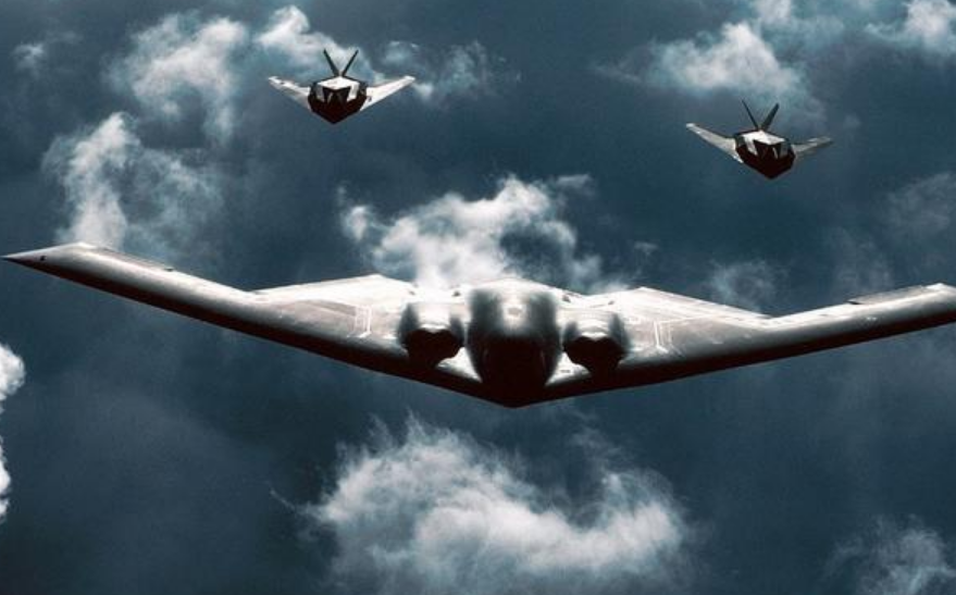 所有军迷的一个疑问，S400能不能击落美国的B52，B2轰炸机呢？|轰炸机|防空|疑问_新浪新闻