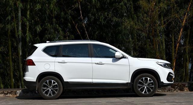 实力强于宝骏560, 全系标配ESP, 国产老牌SUV仅需7万多