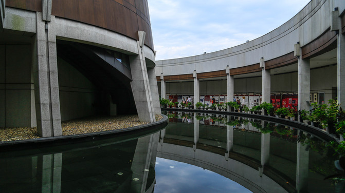 流水潺潺的带溪水畔,平阳县腾蛟镇，苏步青故居