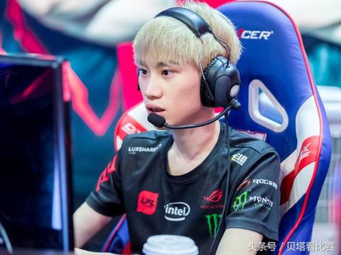 RW中单doinb国服排到6234, 引发双方粉丝大战，直播间互喷！|盲僧|张顺飞|直播间_新浪新闻