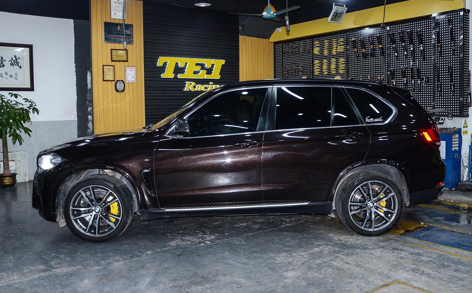 宝马X5改装德国TEI Racing前后刹车套装-新浪汽车