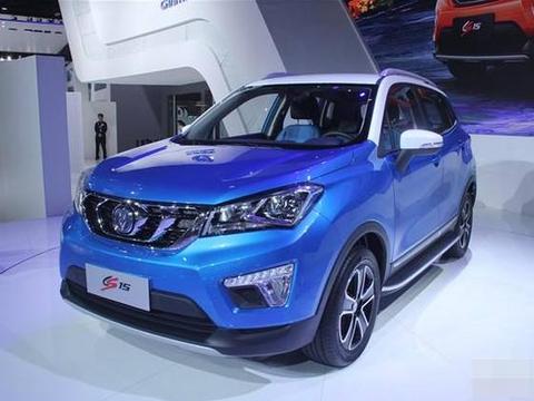 锋芒毕露 长安CS15对比吉利远景X3！-新浪汽车